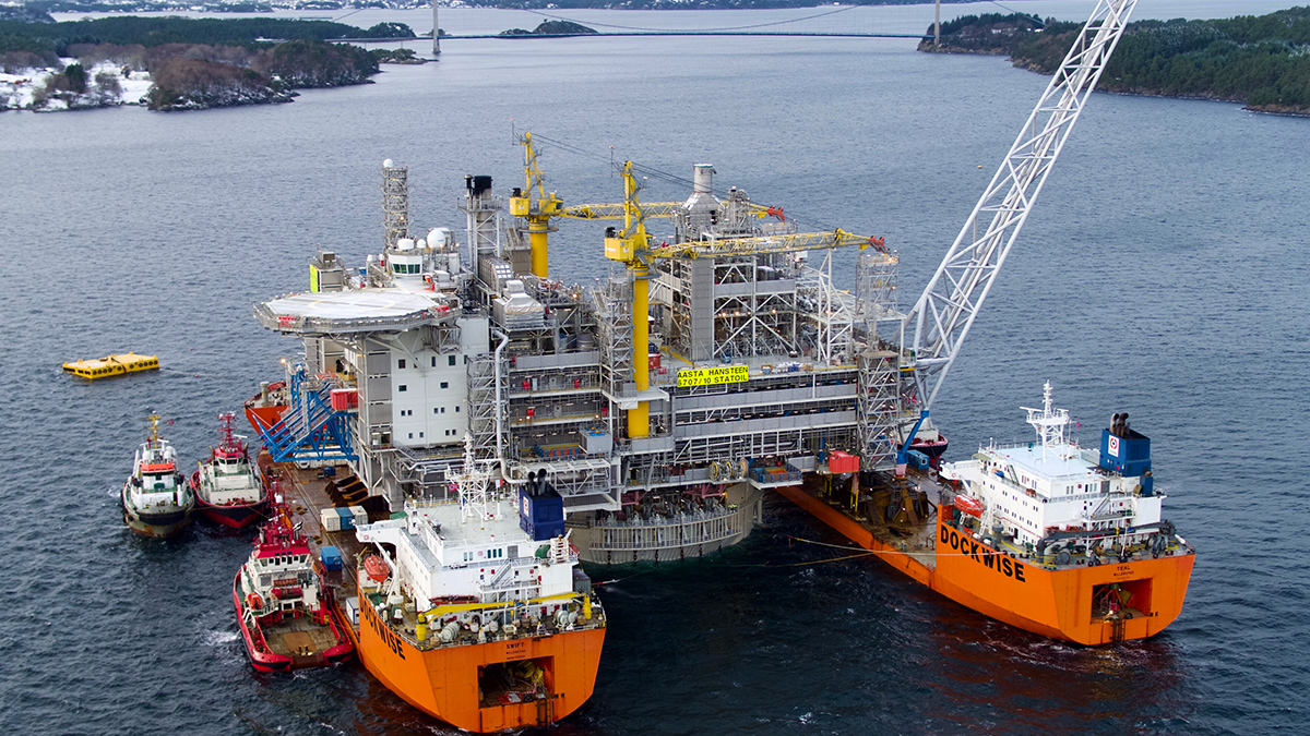 Boskalis - creating new horizons in oil & gas